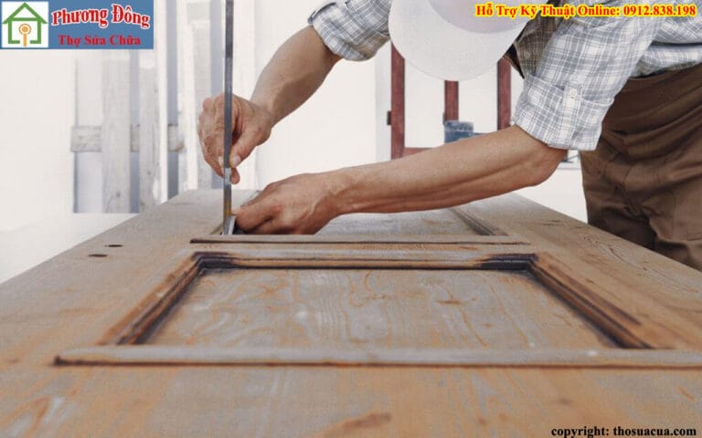 Cửa gỗ bị cong vênh – Làm sao để xử lý triệt để và tiết kiệm?